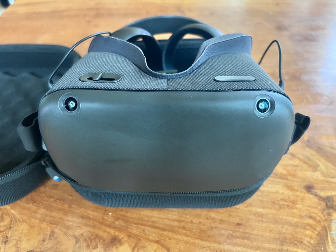 Oculus Quest 1 (128 GB), Video Gaming, Gaming Accessories, Virtual ...