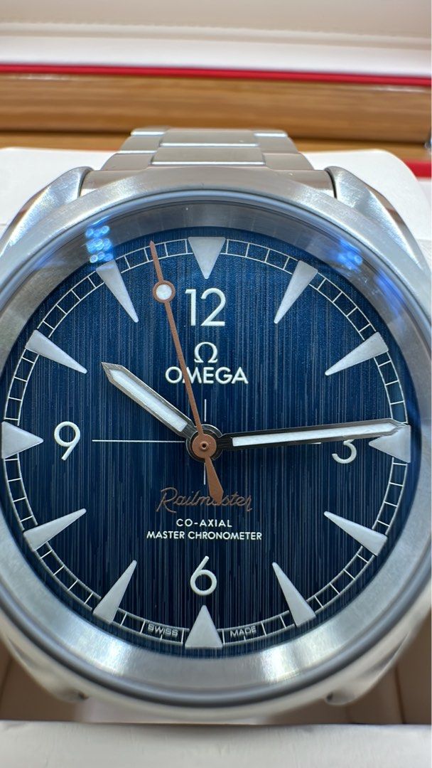 Omega Railmaster (Denim Blue) 220.10.40.20.03.001, Luxury, Watches on ...