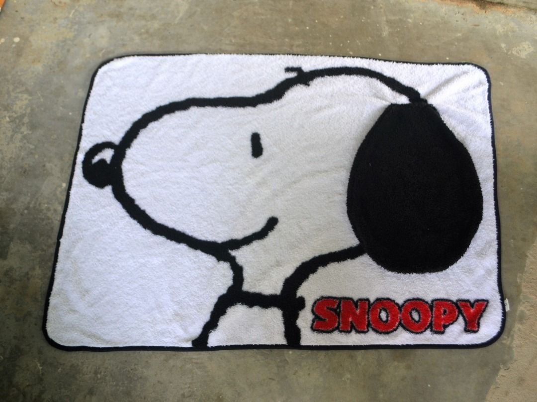 Peanuts Snoopy Fleece Floor Mat - White, Furniture & Home Living, Home ...