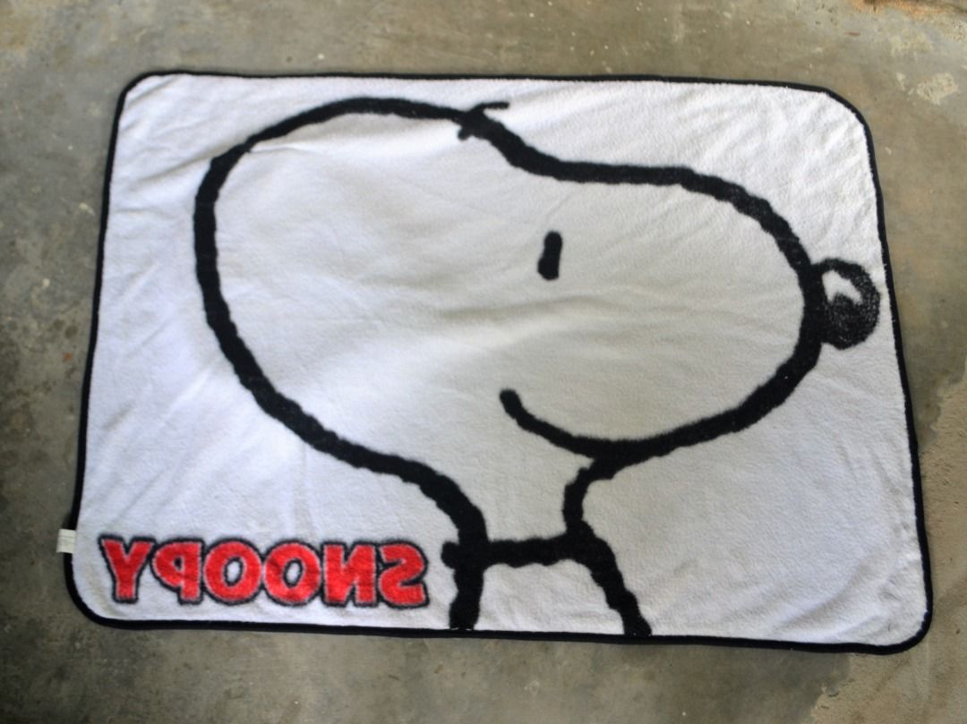 Peanuts Snoopy Fleece Floor Mat - White, Furniture & Home Living, Home ...