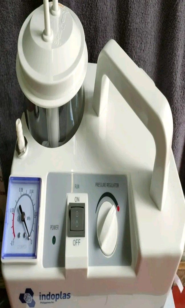 PORTABLE SUCTION MACHINE, Beauty & Personal Care, Foot Care on Carousell