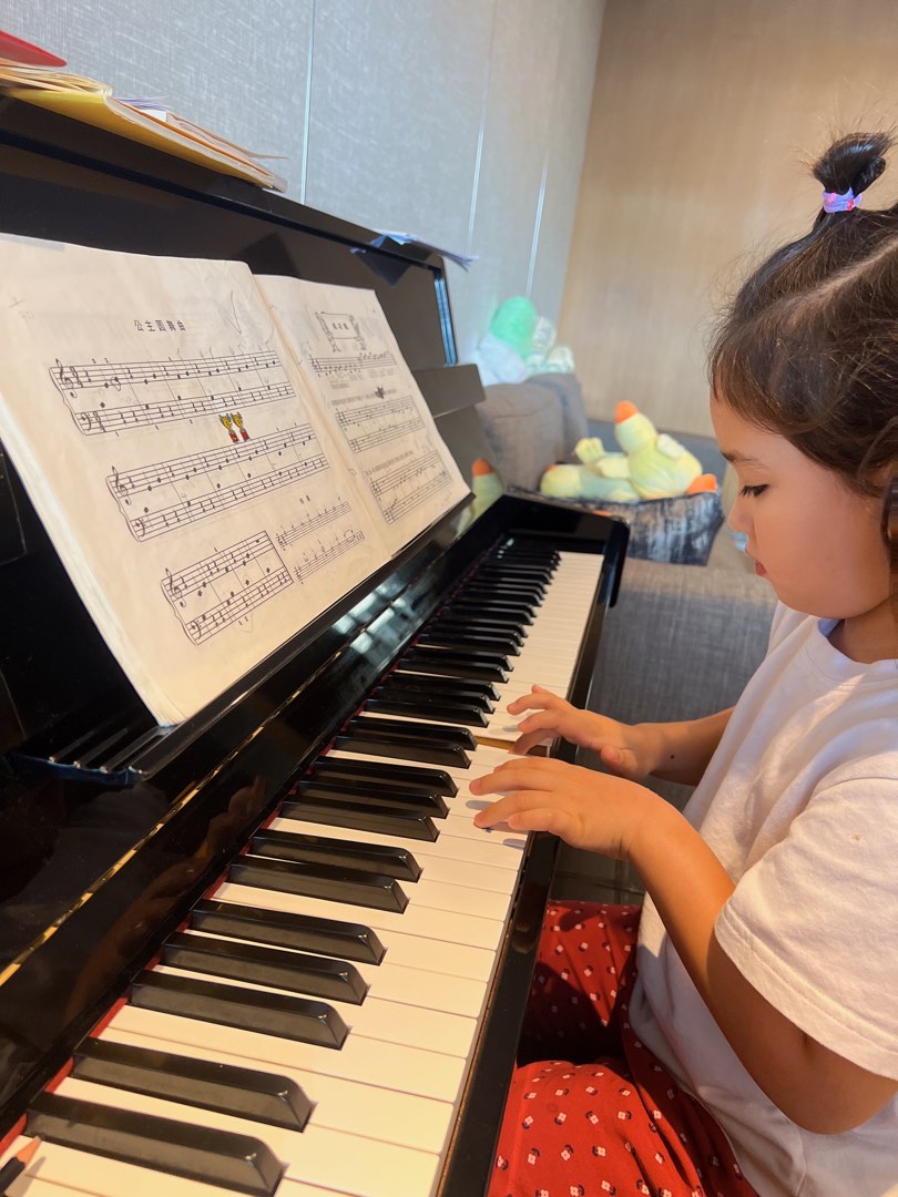 private piano lesson near Canberra MRT, Announcements on Carousell