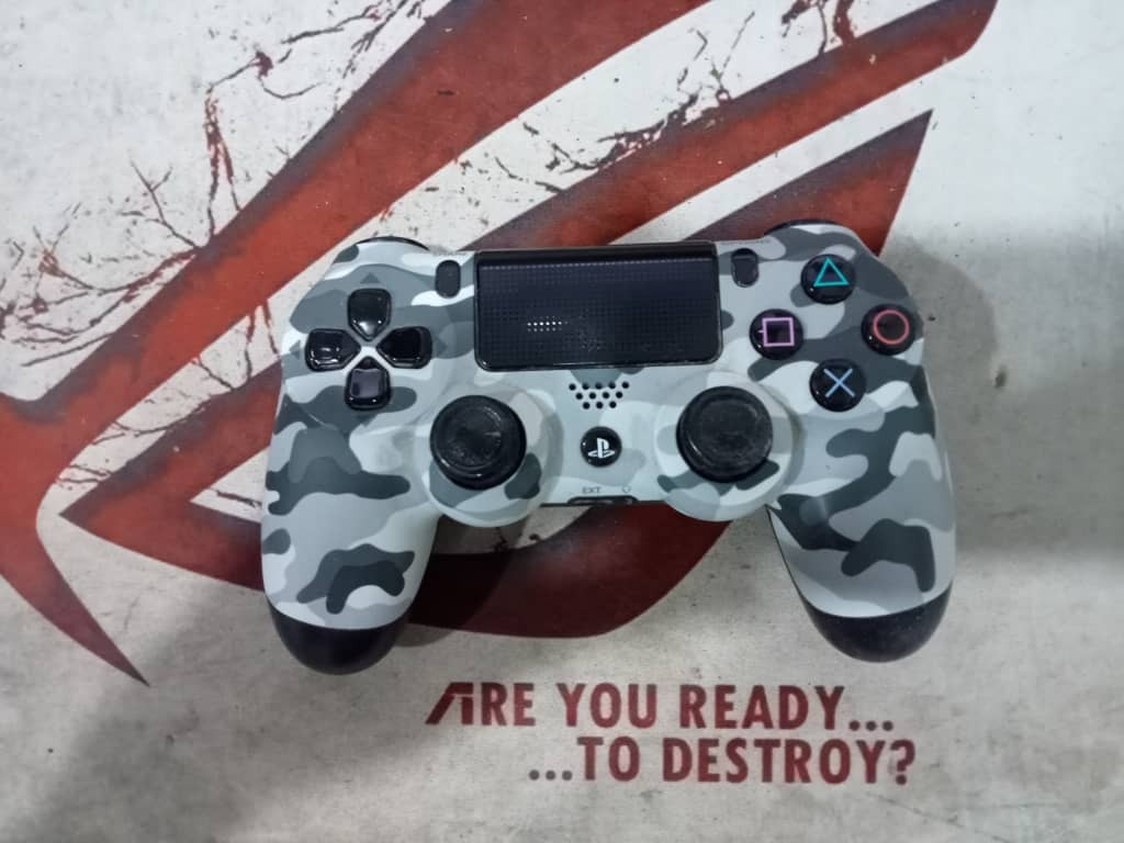 Ps4 Used Controller, Video Gaming, Video Games, PlayStation on Carousell