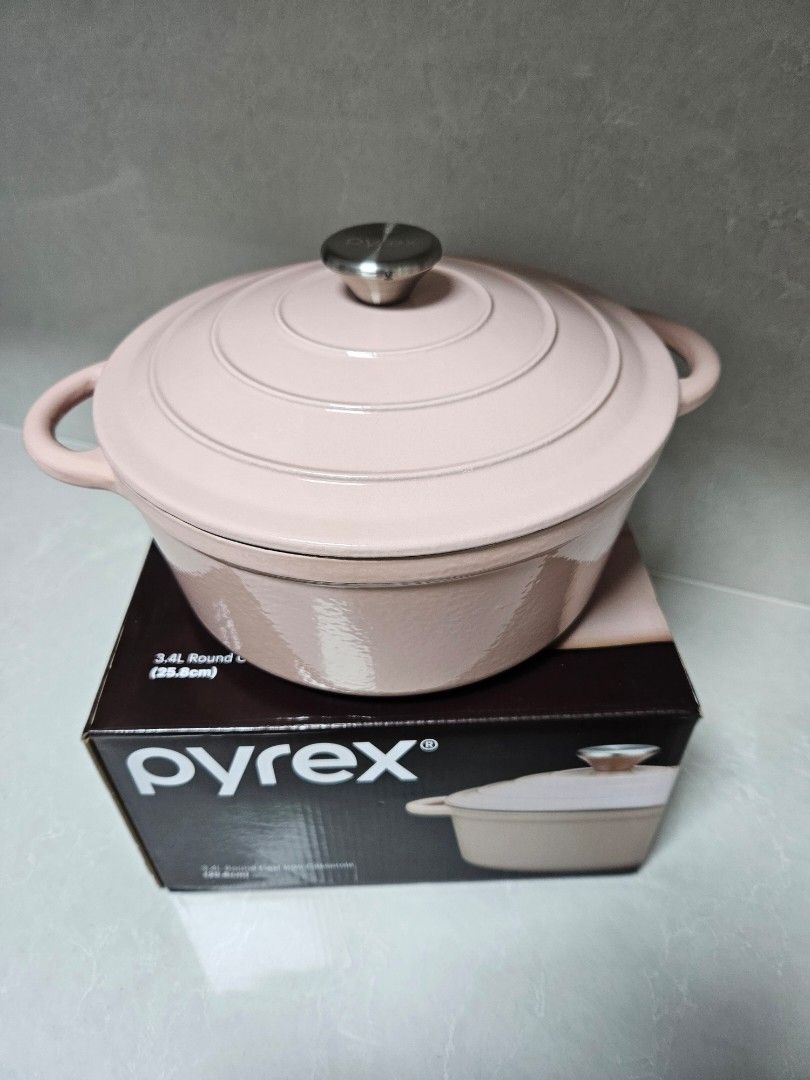 Pyrex 3.4L Round Cast Iron Casserole (Pot for all stove types), TV & Home Appliances, Kitchen ...