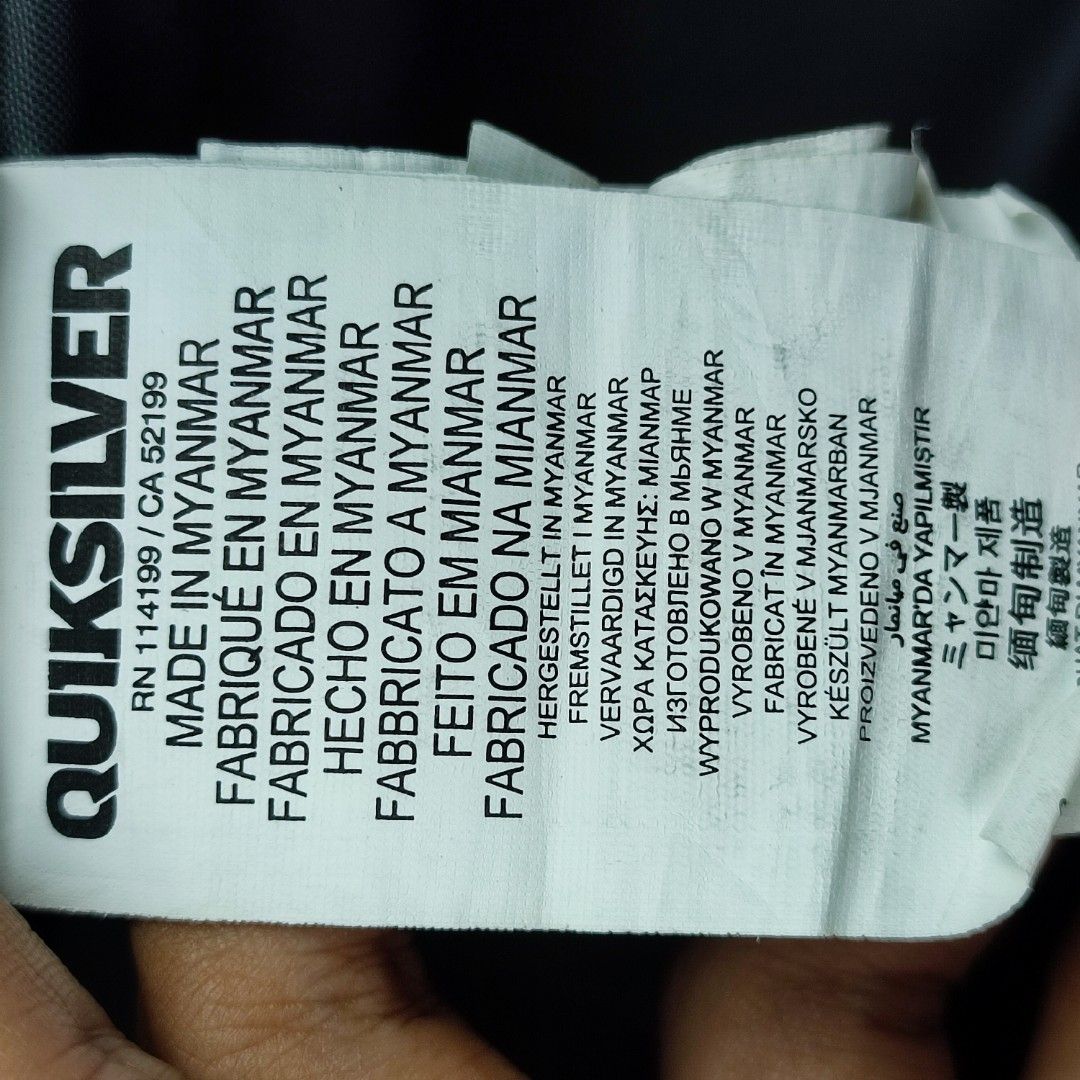 Quicksilver backpack, Fesyen Pria, Tas & Dompet , Ransel di Carousell