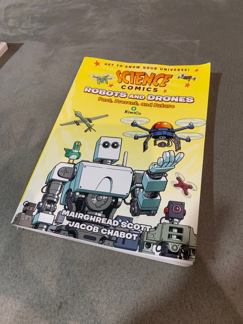 Science comic robots and drones, Hobbies & Toys, Books & Magazines ...