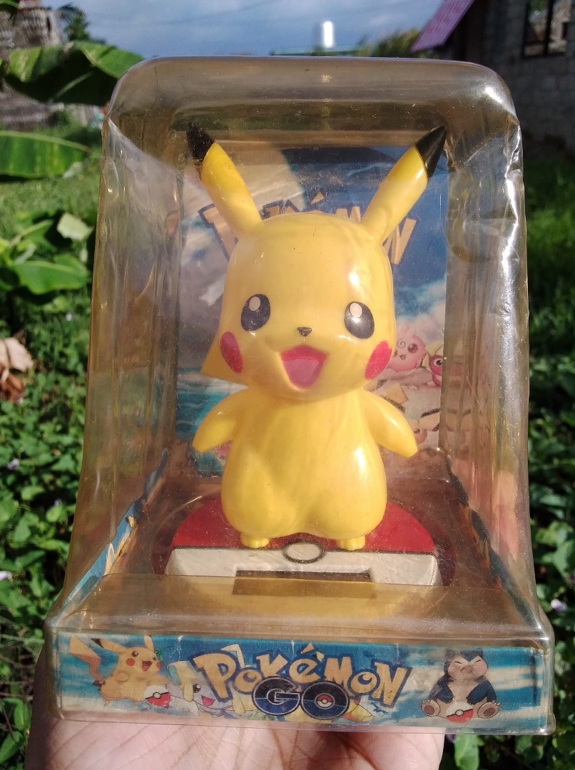 Solar Powered Bobble Head Pikachu Display / Car Toy, Hobbies & Toys ...