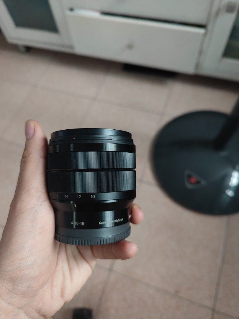 SONY 10-18 F4 OSS Ultra Wide Zoom Lens - Excellent Condition ...