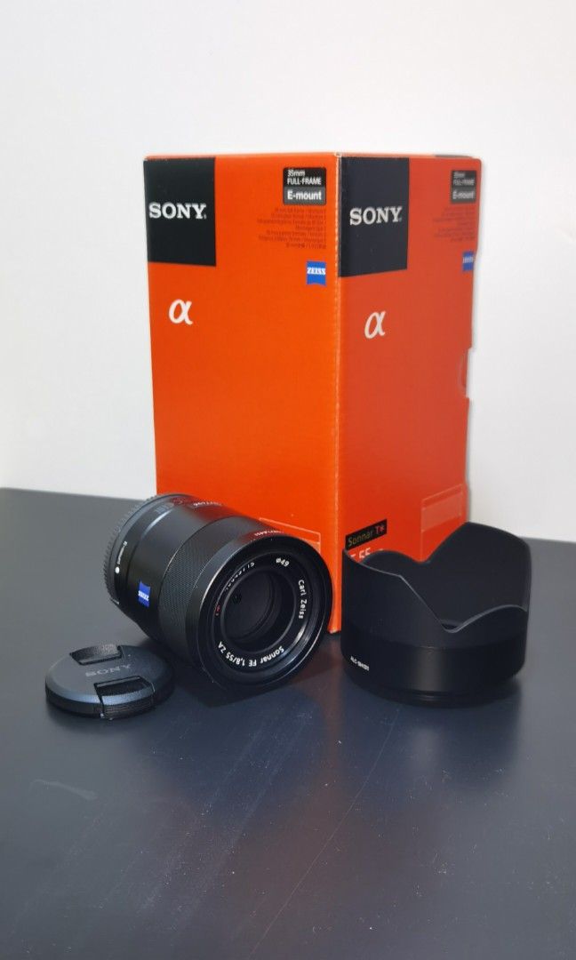 Sony 55mm/ F1.8 E-Mount, Photography, Lens & Kits on Carousell