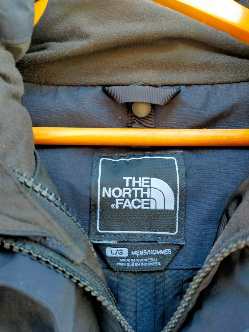 TNF HyVENT Jacket (Water Resistant), Men's Fashion, Coats, Jackets and ...