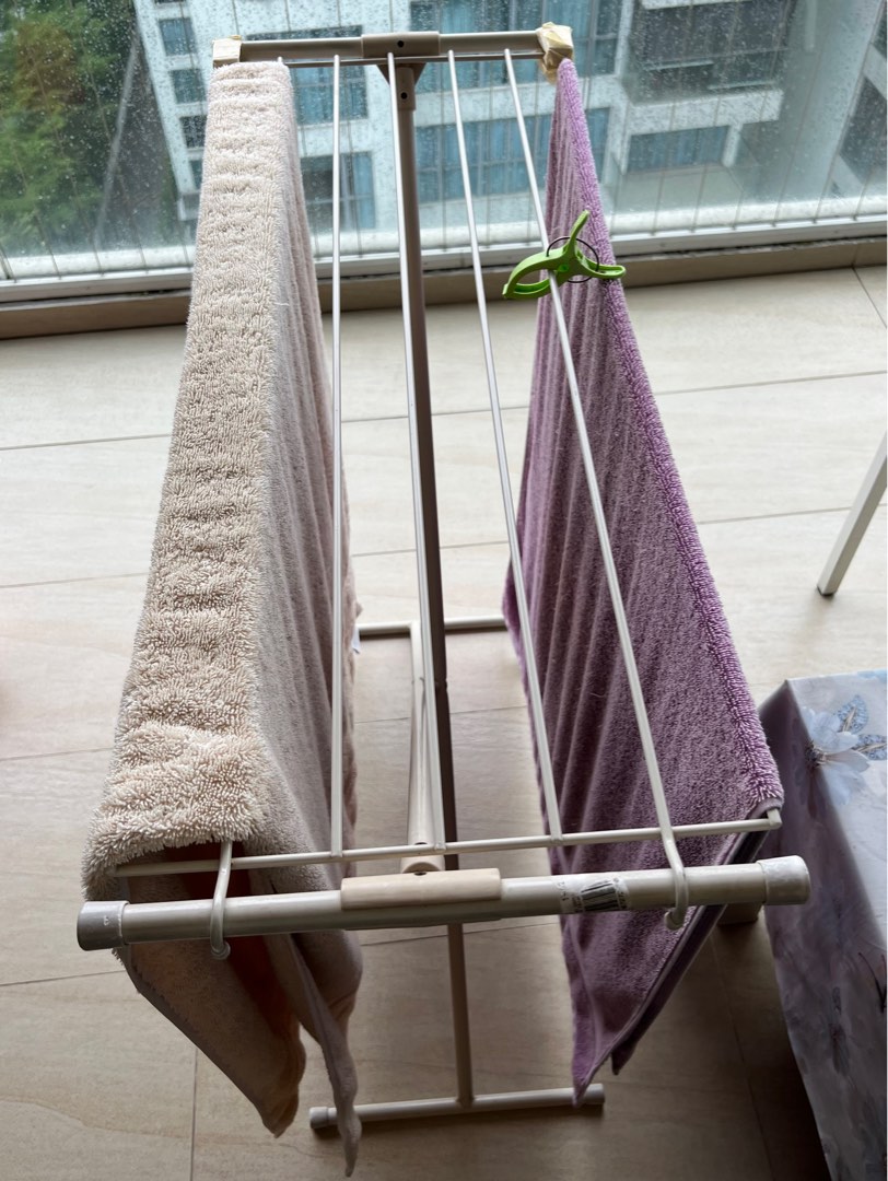 Towel rack, Furniture & Home Living, Home Improvement & Organisation ...