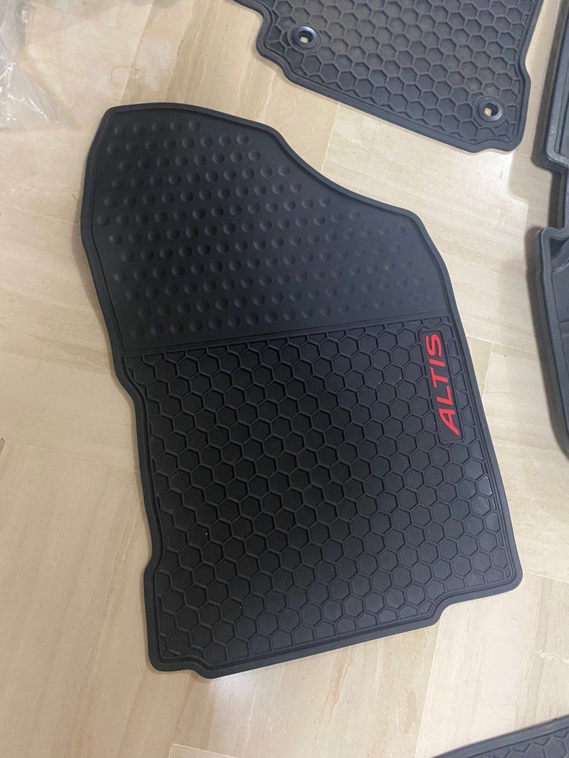 Toyota Corolla Altis - car boot cover and car mat, Car Accessories ...