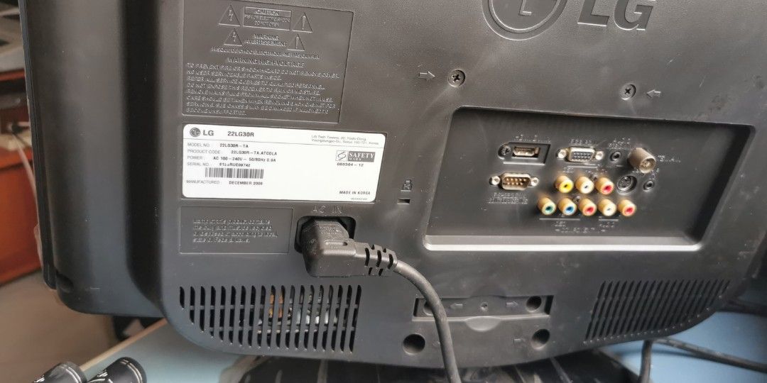 Tv LG 22inch HD/HDMI/Invisible Speaker, TV & Home Appliances, TV & Entertainment, TV on Carousell