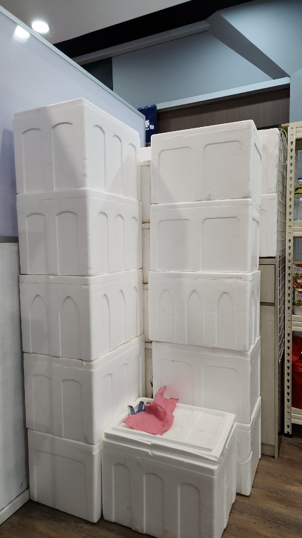 Used Styrofoam boxes, Furniture & Home Living, Kitchenware & Tableware ...