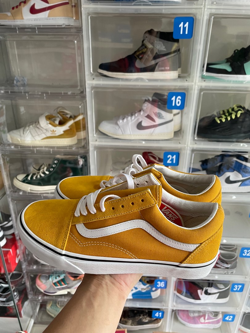Vans old skool color theory golden yello, Men's Fashion, Footwear ...