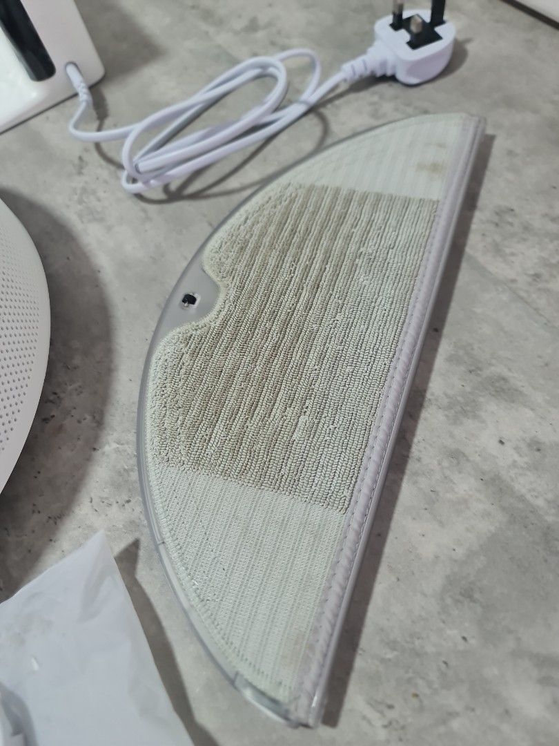 Xiaomi 2C Robot Mop, TV & Home Appliances, Vacuum Cleaner ...