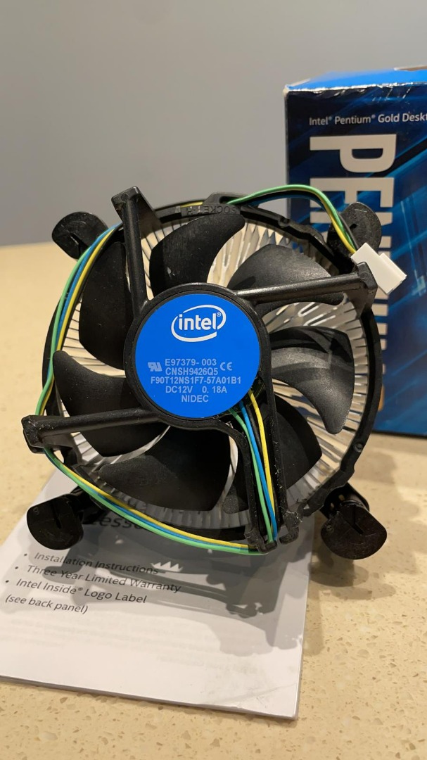 2618) Intel Pentium Gold G5400 Desktop Processor 2 Core 3.7GHz LGA1151 300 Series 54W/58W ...