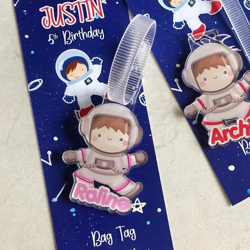 Acrylic Bag Tag with Name - Customized Kids Birthday Party Favours ...