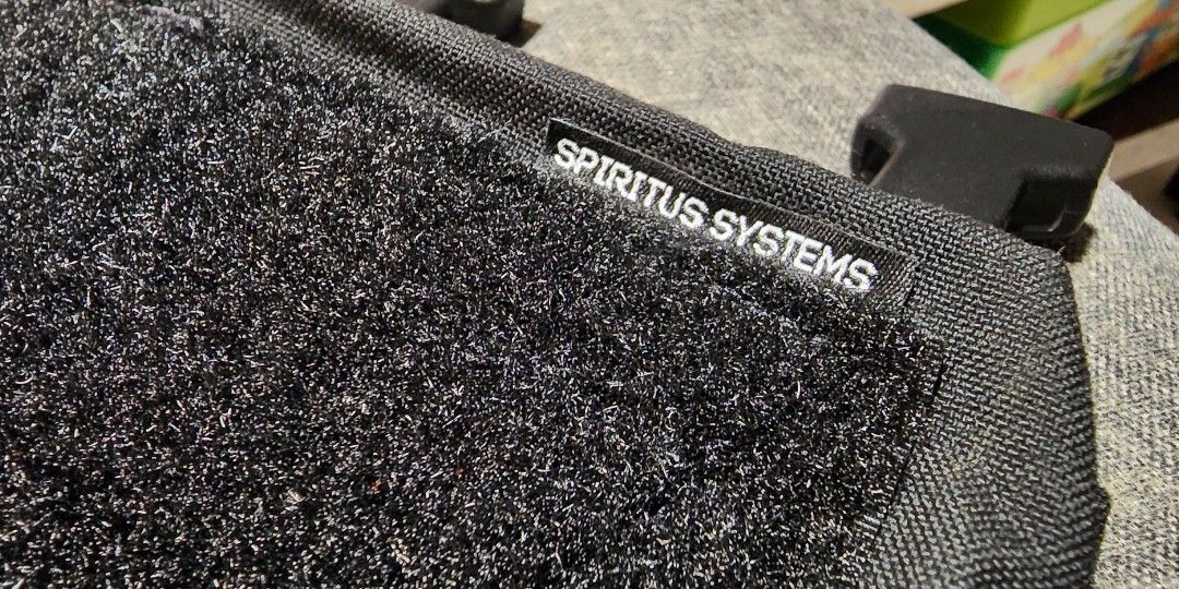 [Authentic] Spiritus System Chest Rig Chassis, Sports Equipment, Other ...