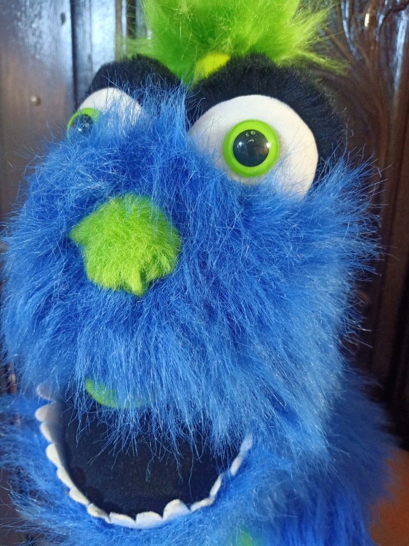 BIG SIZE BLUE MONSTER HAND PUPPET, Hobbies & Toys, Toys & Games on ...