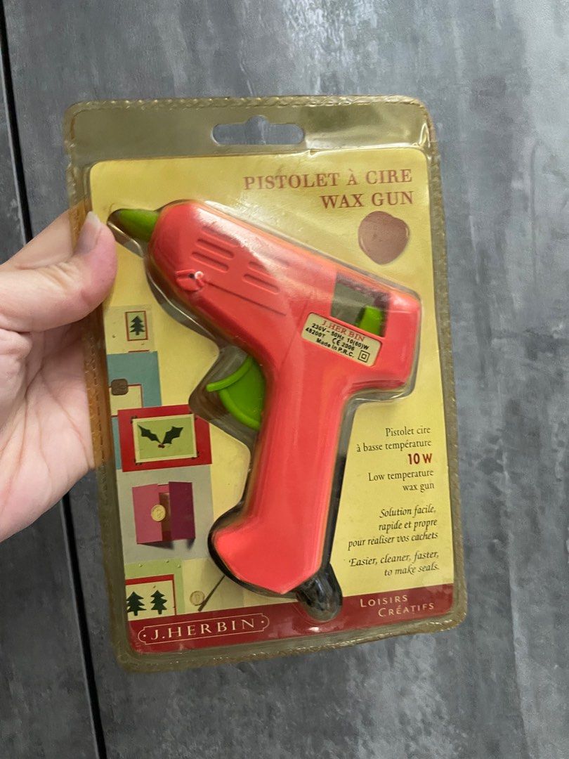 [Brand New] Wax Gun - bought in Paris, Hobbies & Toys, Stationery ...