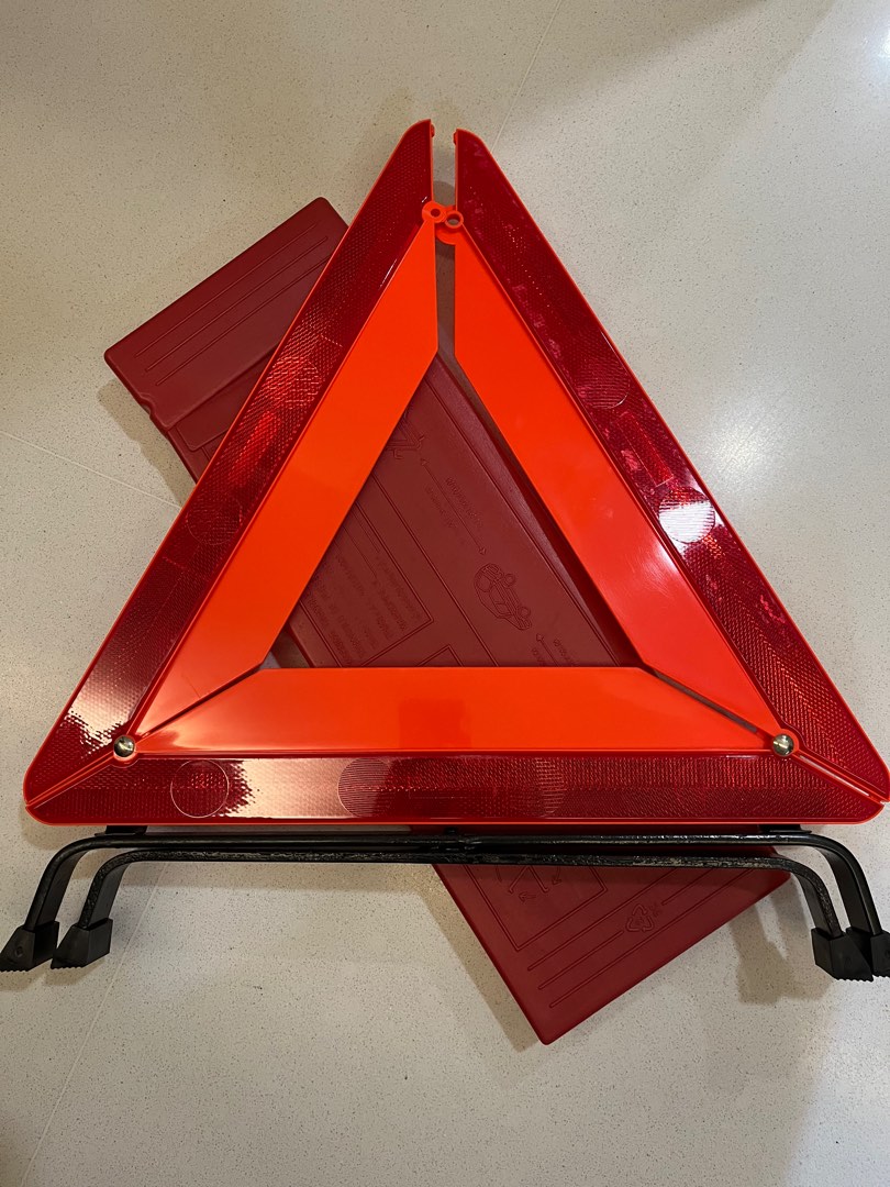 Breakdown Reflective Sign, Car Accessories, Accessories on Carousell