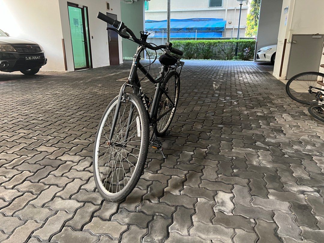 Btwin Hybrid Riverside 100 Bike (Black), Sports Equipment, Bicycles ...