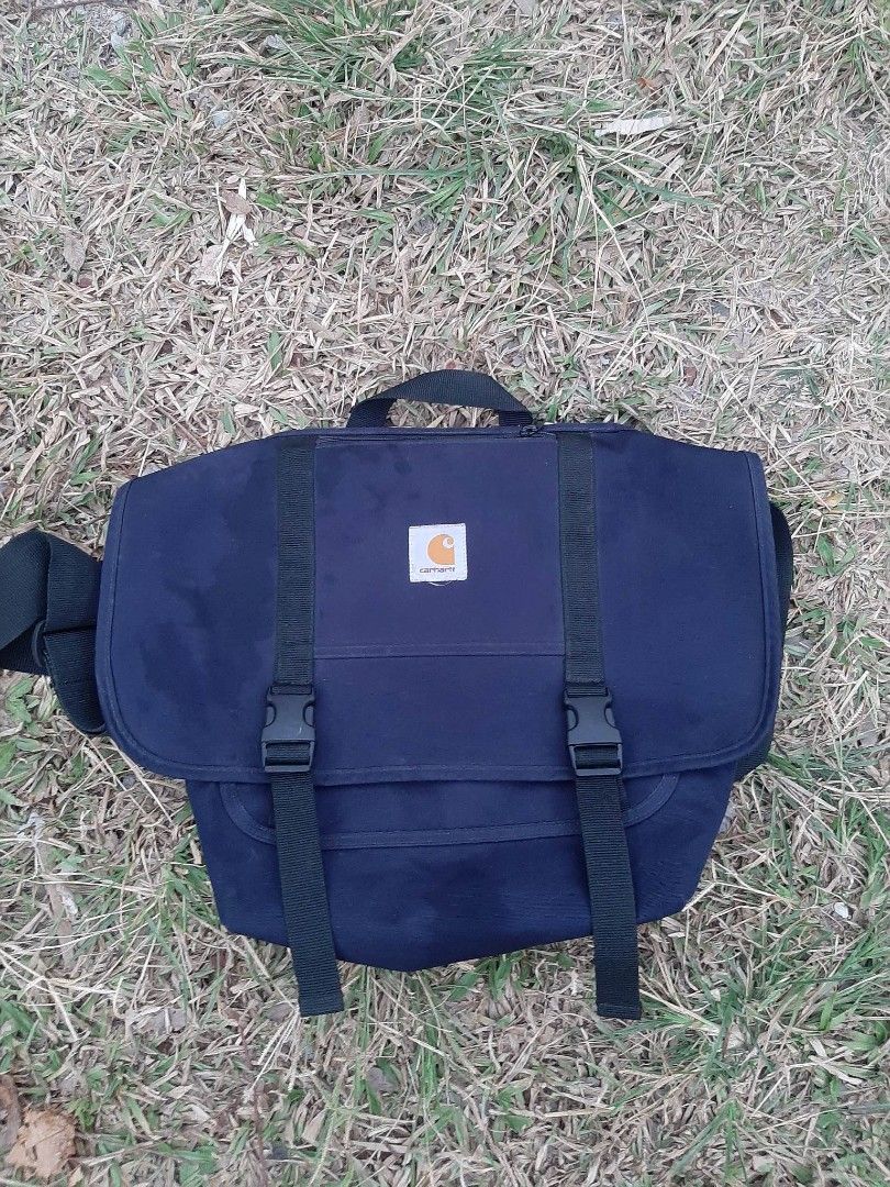 CARHARTT PARCEL BAG, Men's Fashion, Bags, Sling Bags on Carousell