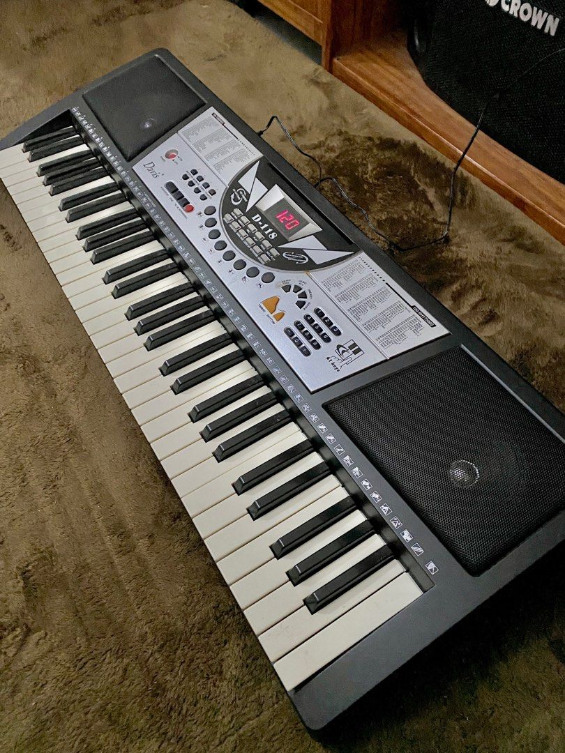 Davis D-118 Keyboard piano, Hobbies & Toys, Music & Media, Musical ...