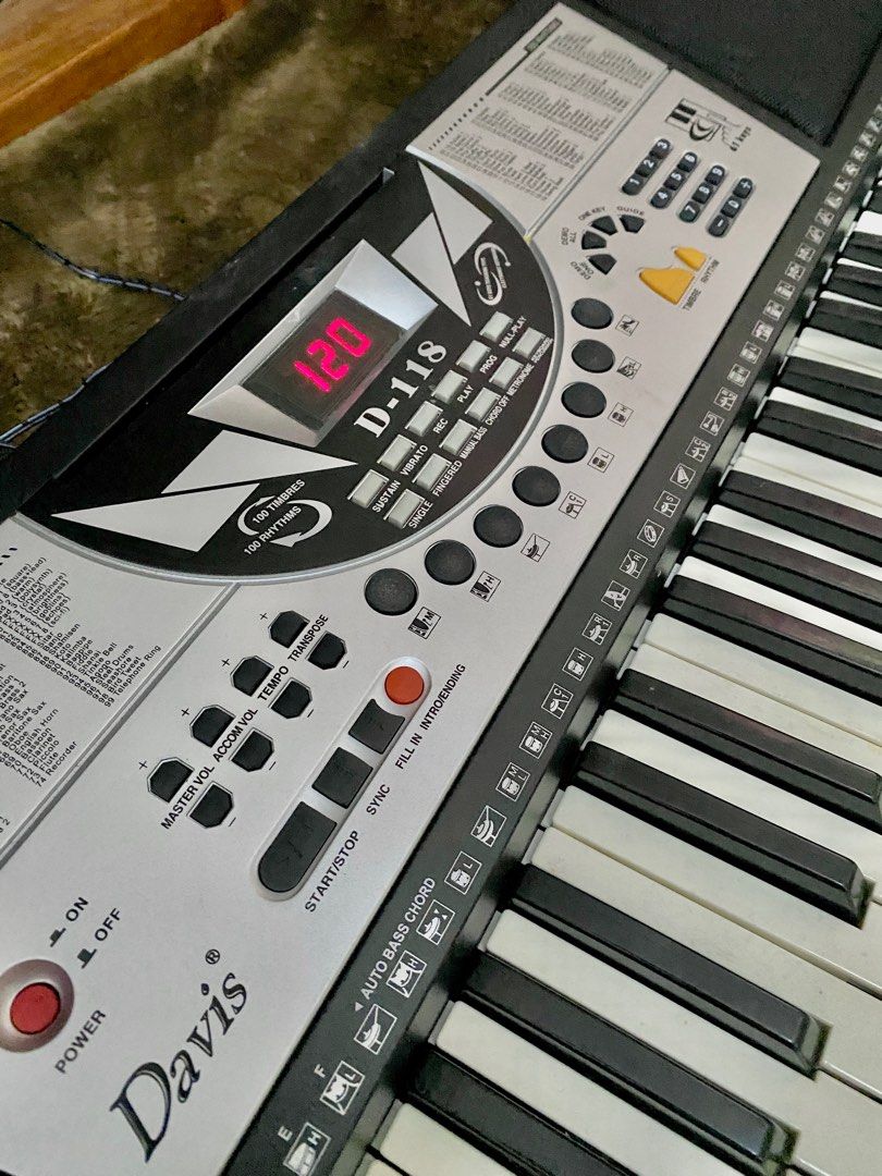 Davis D-118 Keyboard piano, Hobbies & Toys, Music & Media, Musical ...