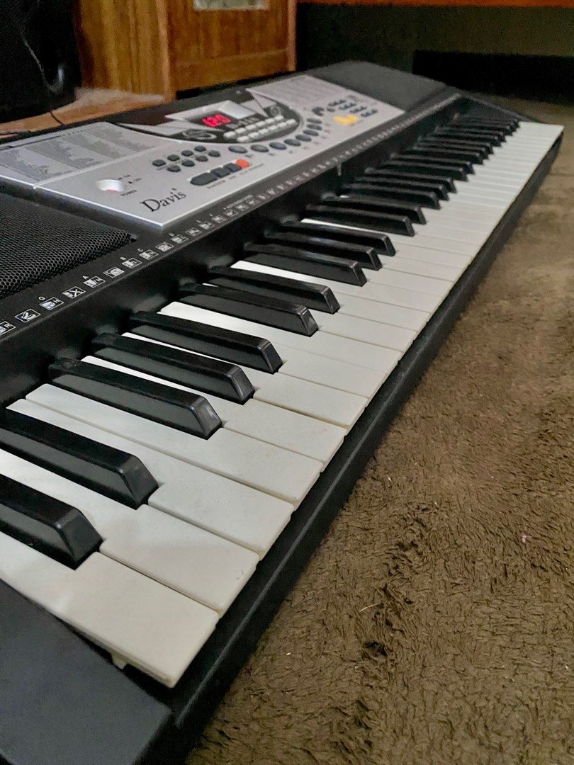 Davis D-118 Keyboard piano, Hobbies & Toys, Music & Media, Musical ...
