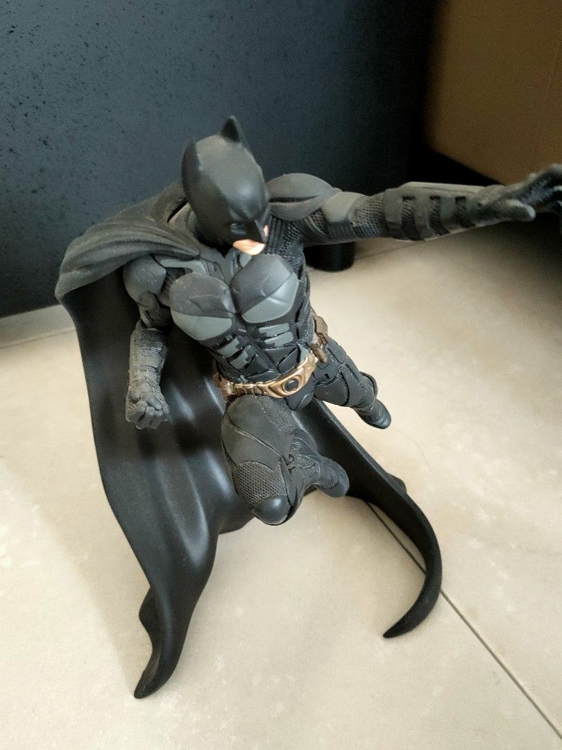 DC Direct The Dark Knight Batman Statue, Hobbies & Toys, Toys & Games ...