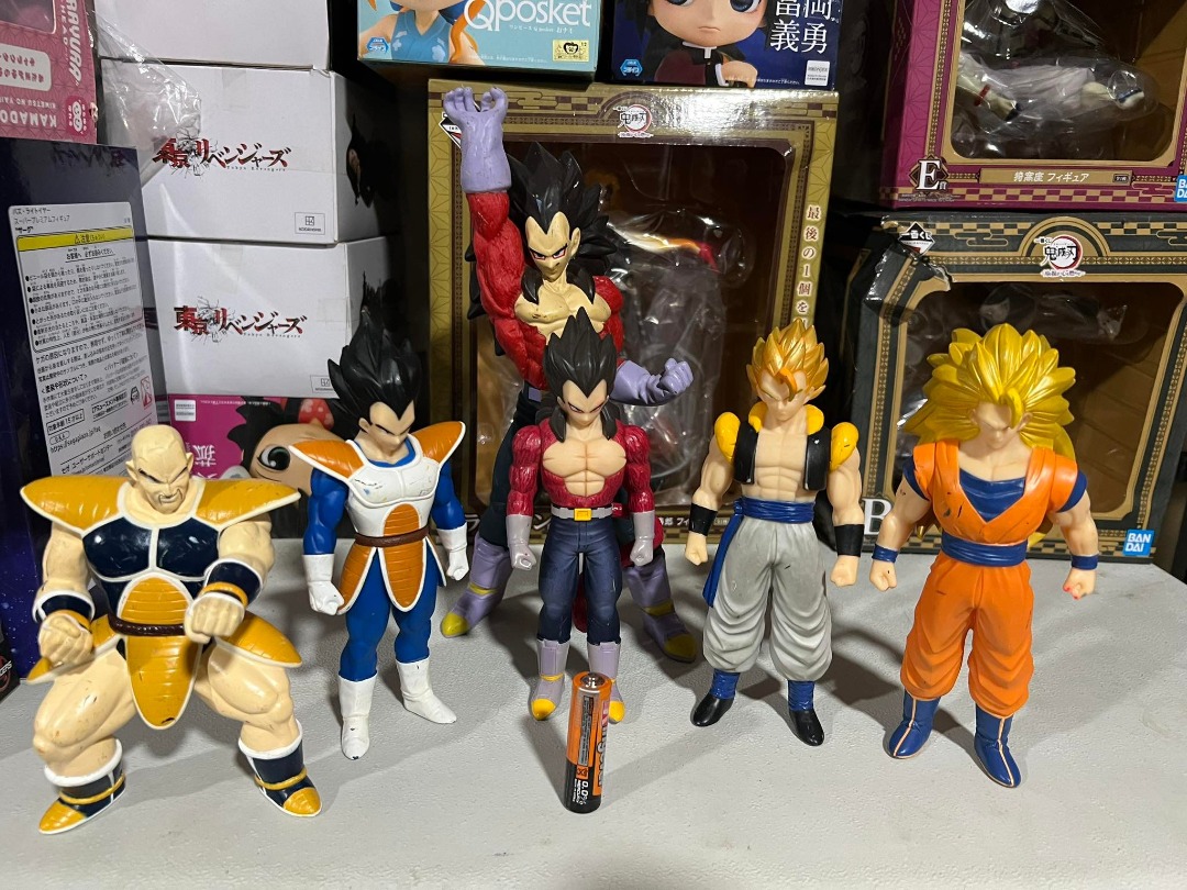 Dragon Ball Z - DBZ Vinyl Set (Nappa, Vegeta, SSJ4 Vegeta*2, Gogeta ...