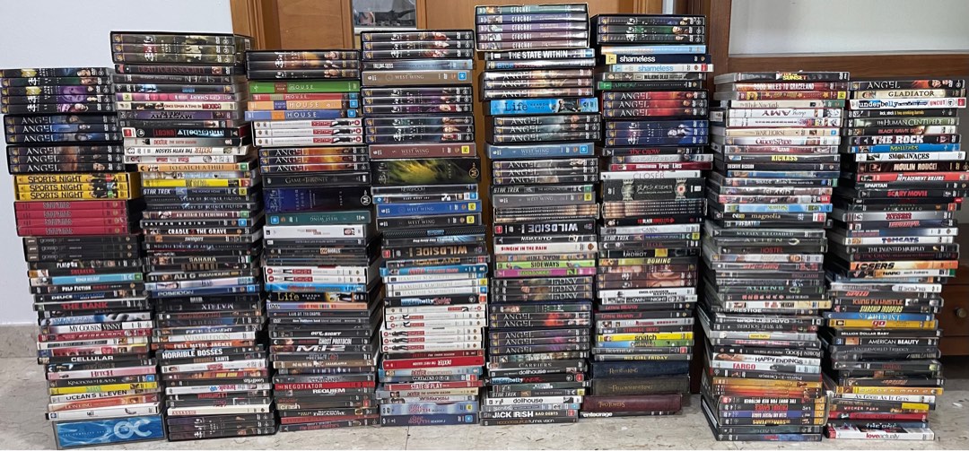 DVD Bundle - 100+ TV/Movies, Hobbies & Toys, Music & Media, CDs & DVDs ...