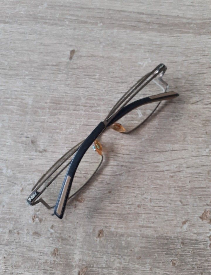 Frame/bingkai kacamata Reebok, Fesyen Pria, Aksesoris, Kacamata di ...