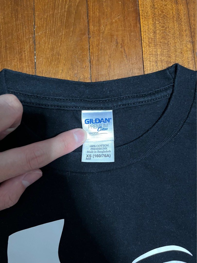 Gildan Graphic Tee, Men's Fashion, Tops & Sets, Tshirts & Polo Shirts ...