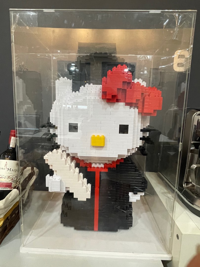 Hello Kitty Block, Hobbies & Toys, Toys & Games on Carousell