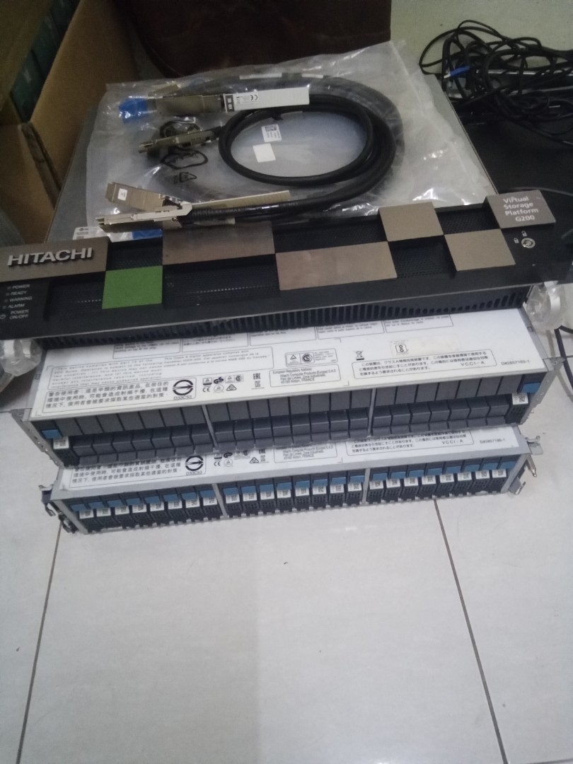 Hitachi Virtual Storage Platform G200, Computers & Tech, Parts ...