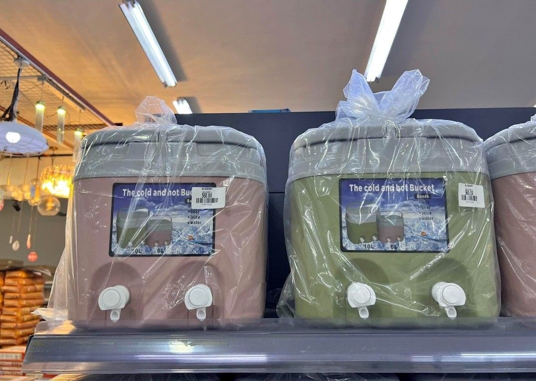 Hot & cold bucket cooler dispenser with Free 6 cups on Carousell