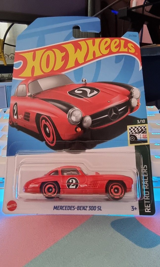 Hot Wheels Mainline 2022 Mercedes-Benz 300 SL, Hobbies & Toys, Toys ...