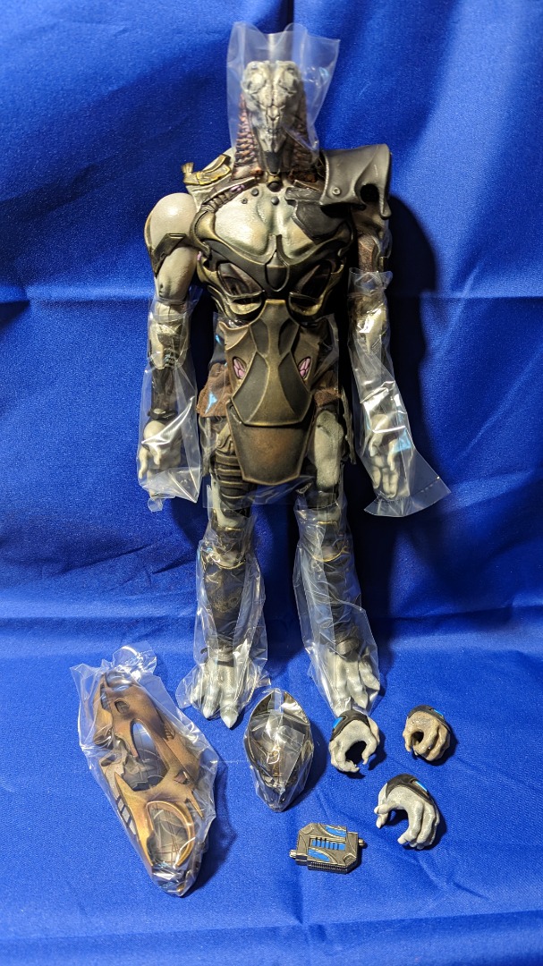 Hottoys CHITAURI COMMANDER 1/6 Scale FIGURE AVENGERS Marvel MCU GOTG ...