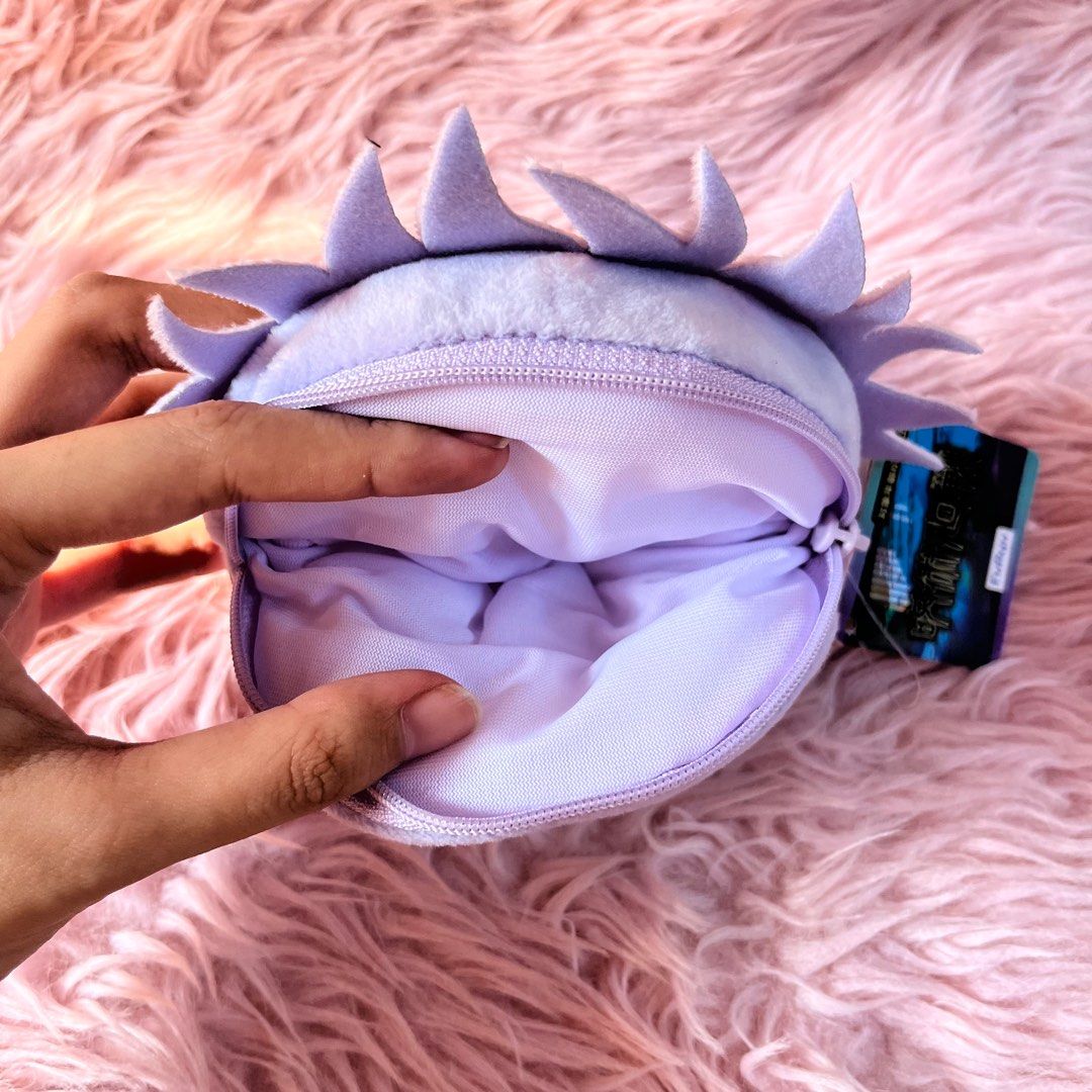 JUJUTSU KAISEN GOJO SATORU WALLET COIN PURSE PLUSH, Hobbies & Toys ...