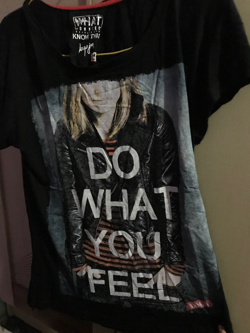 logo, Fesyen Wanita, Pakaian Wanita, Atasan di Carousell