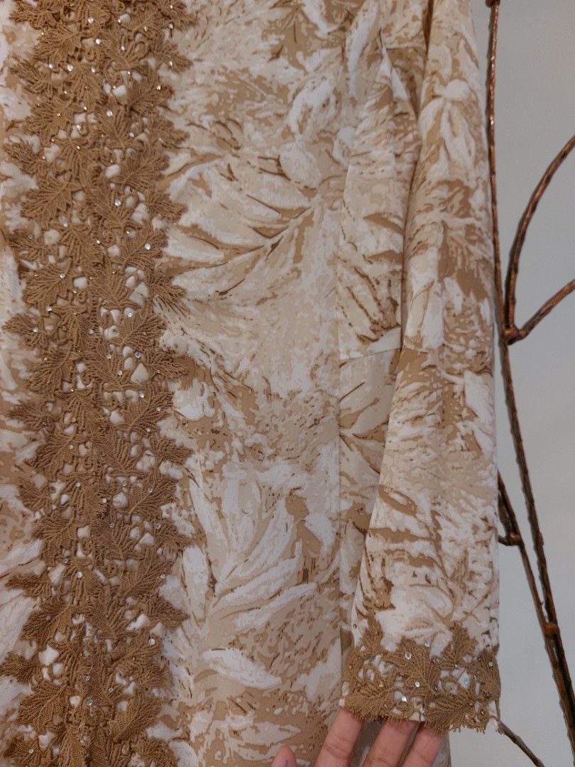 Jakel kebaya kebarung klasik kurung, Women's Fashion, Muslimah Fashion ...