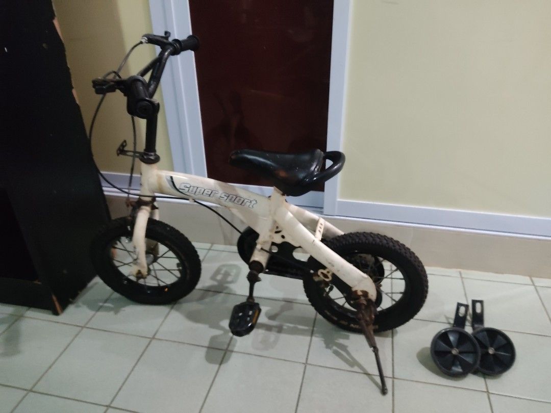 Kids learning bicycle 12 inch, Sports Equipment, Bicycles & Parts ...