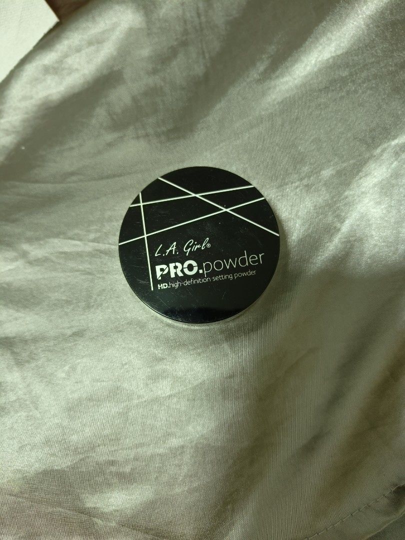 LA girl pro setting powder, Beauty & Personal Care, Face, Makeup on ...