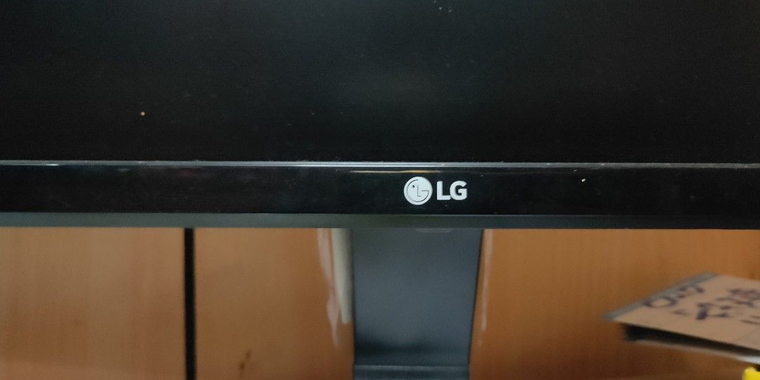 LG ips LED 55cm/22" (22mp58), 電腦及科技產品, 電腦周邊產品, LCD 螢幕在旋轉拍賣