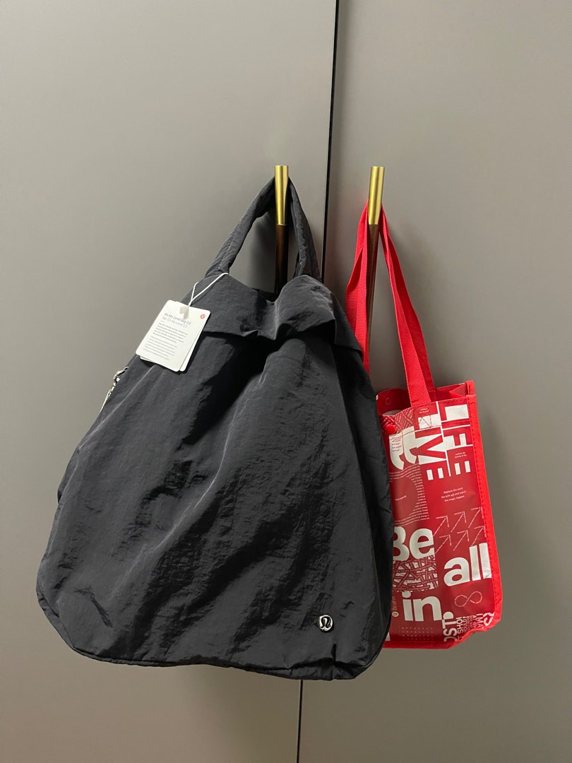 Lululemon Bag - On My Level 2.0, Women's Fashion, Bags & Wallets, Cross ...