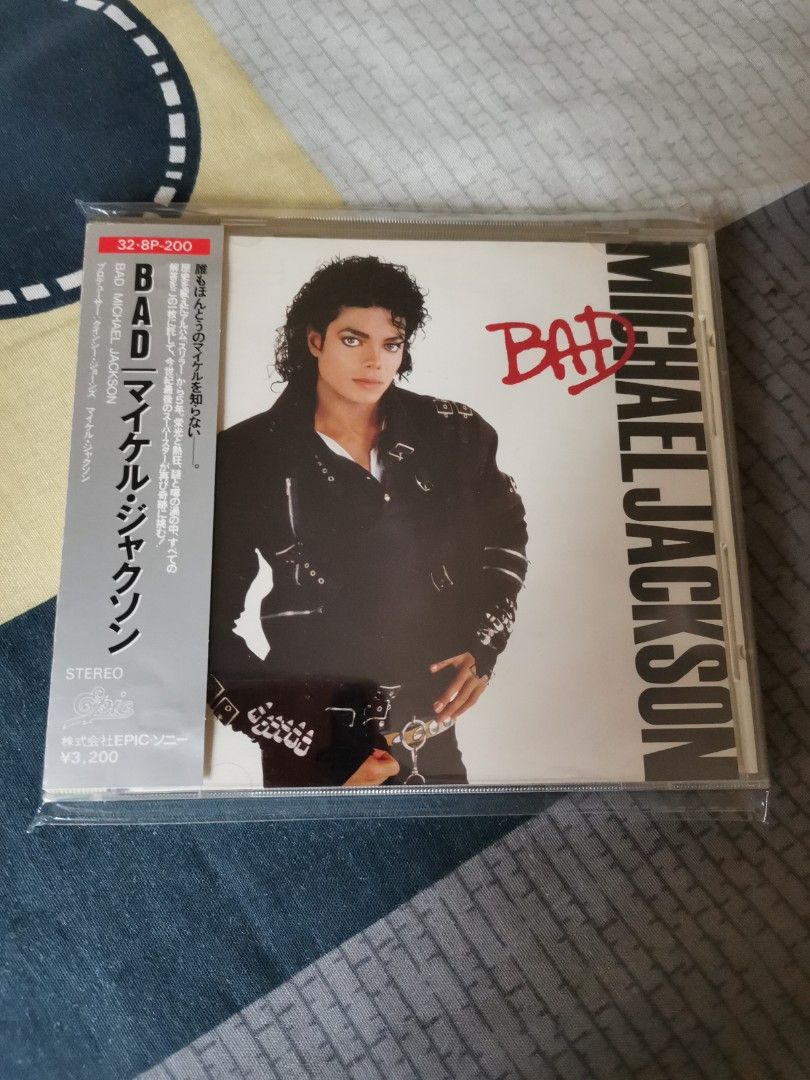Michael Jackson Japan First Press, Hobbies & Toys, Music & Media, CDs ...