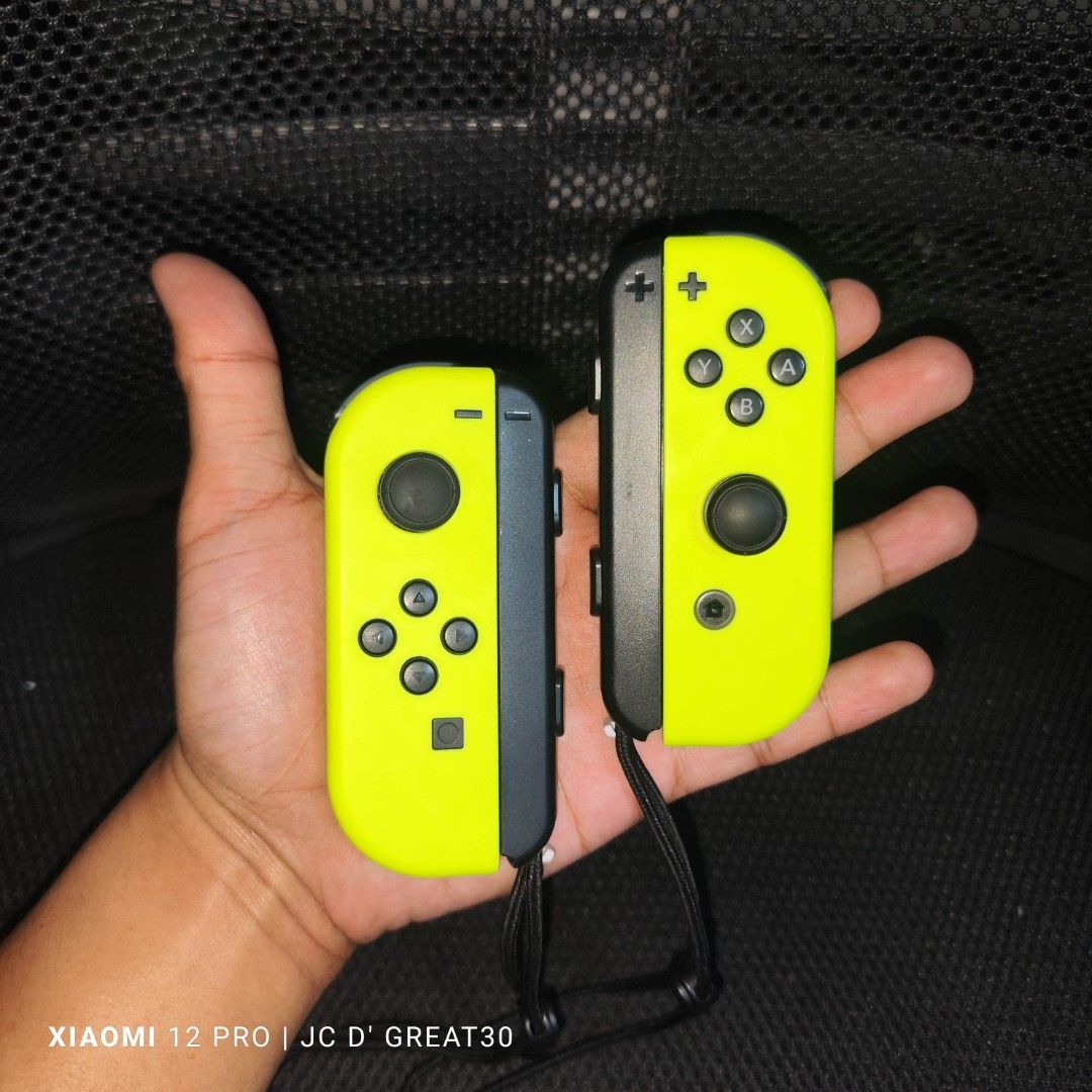 Nintendo switch joycon neon yellow, Video Gaming, Gaming Accessories ...